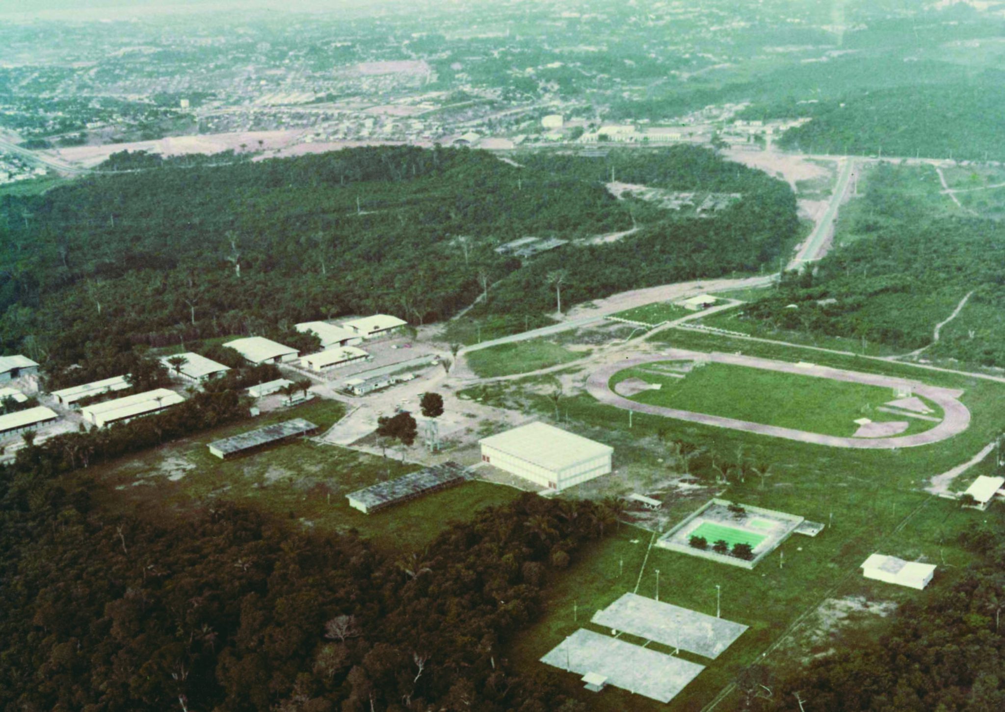 Vista aérea do Campus Universitário da Ufam - Instituto Durango Duarte